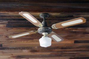 How To Balance a Ceiling Fan? - IndoorClime