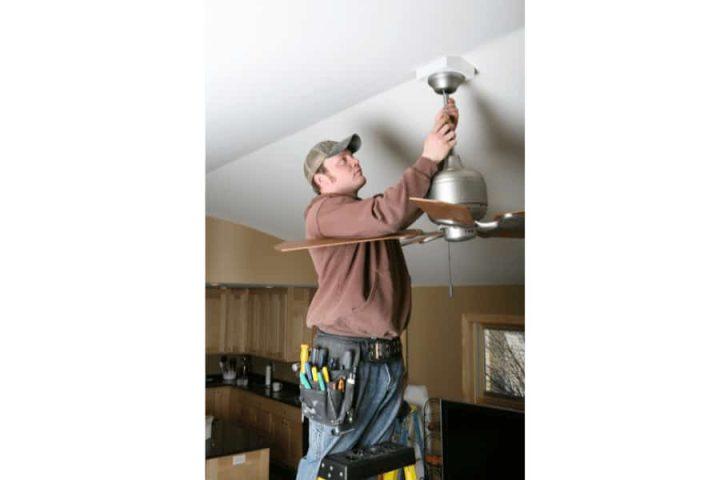 Why Does My Ceiling Fan Light Won’t Turn On, But Fan Does? - IndoorClime